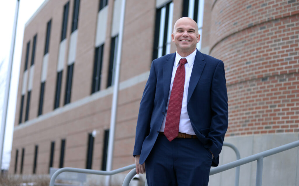 UMA teacher leaves job to represent people who can’t afford lawyers -Piscataquis Observer