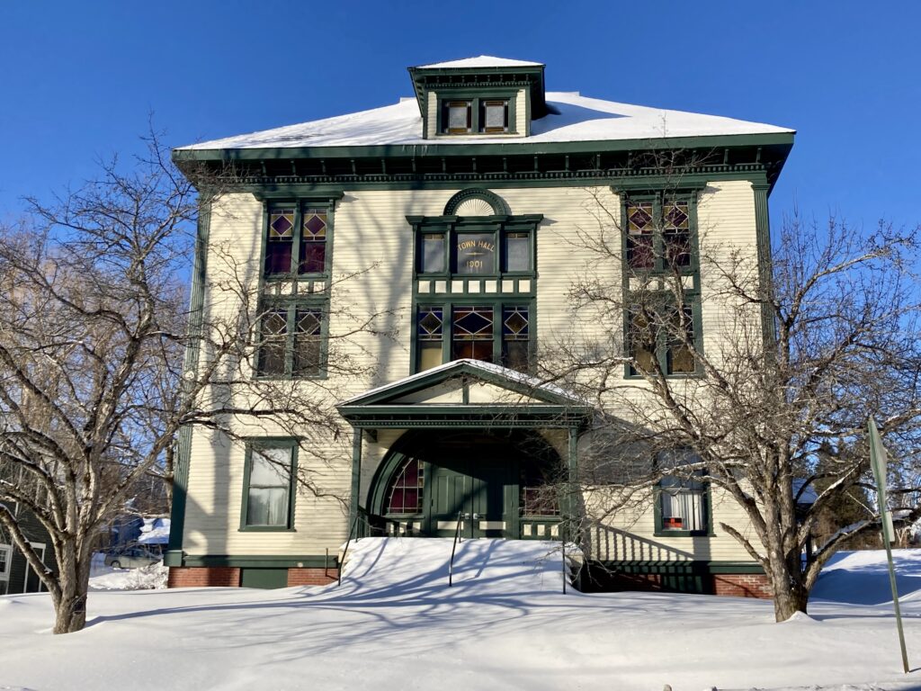Sangerville struggling to determine fate of century-old town hall ...