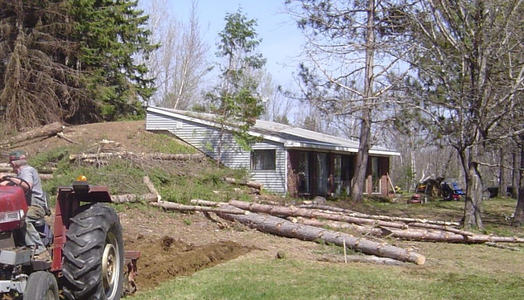 A bunker-style home for doomsday preppers is for sale in Sangerville ...