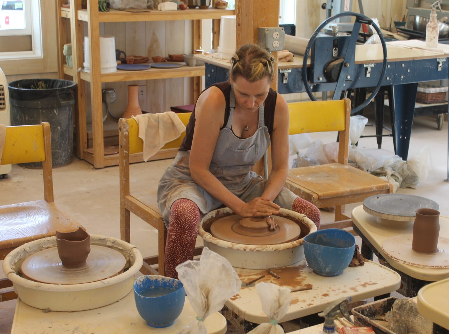 Gascoine transforms a pottery hobby into thriving Monson business ...